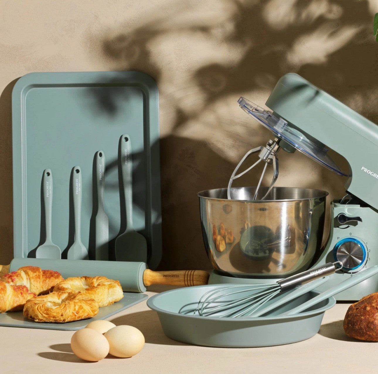 Progress Electric Stand Mixer 8 Speeds Stainless Steel 4L Bowl Go Bake ...