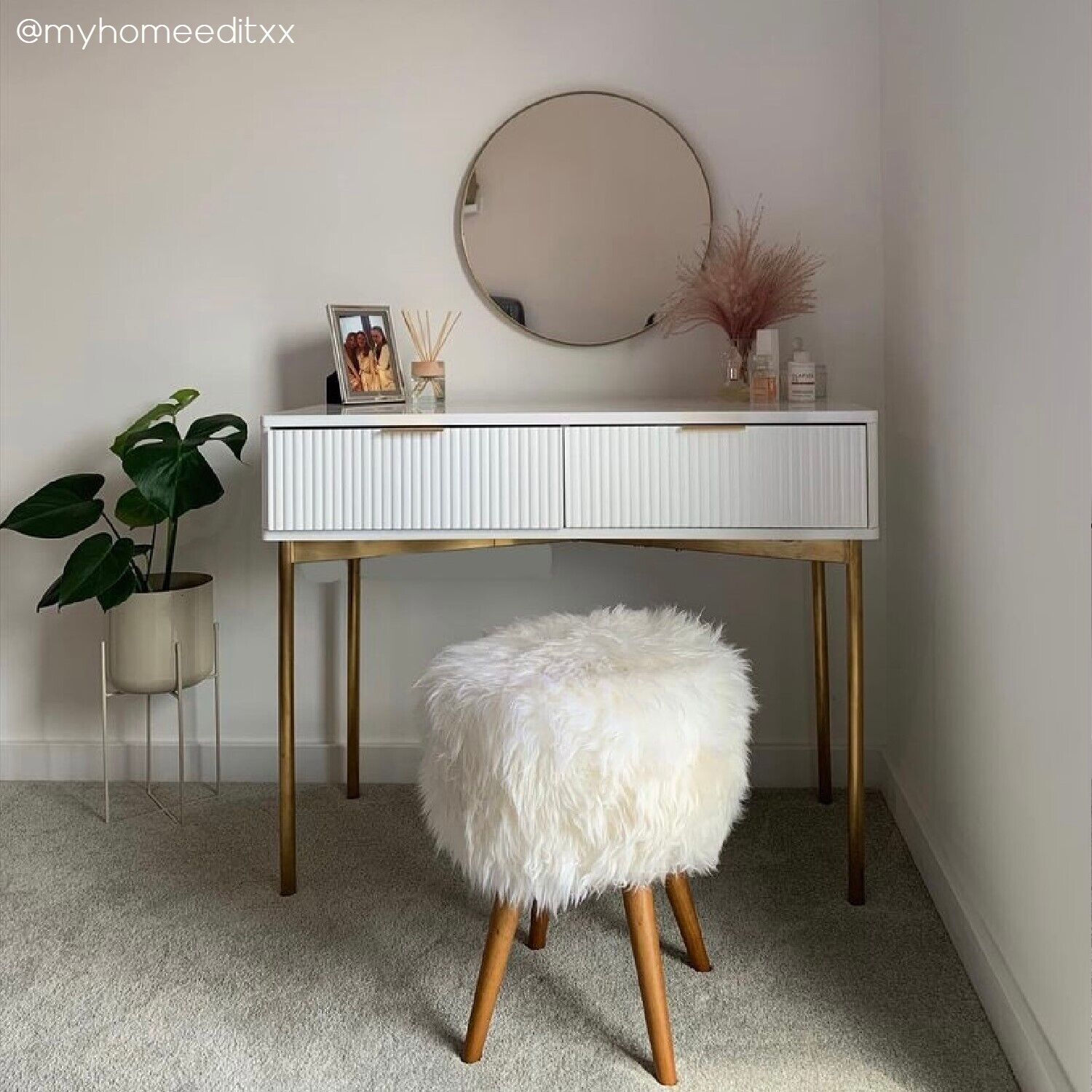 Dressing Table White Gloss with 2 Ribbed Drawers Gold Handles Legs Art ...
